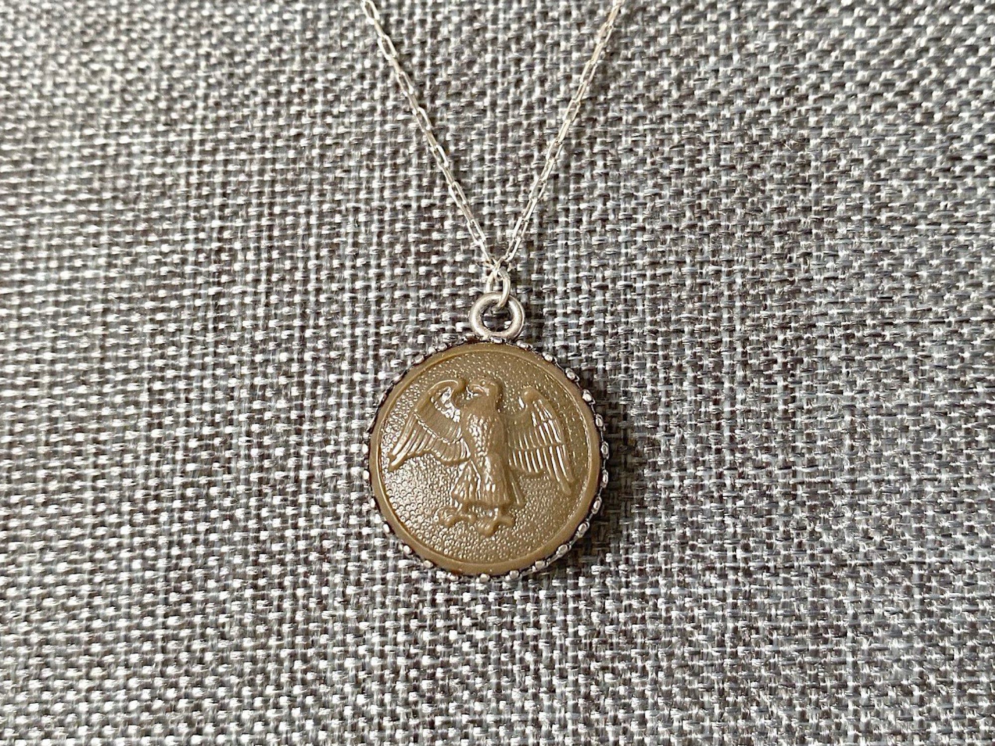 Vintage Women's Army Corps Uniform Button Necklace – Hope Design Ltd